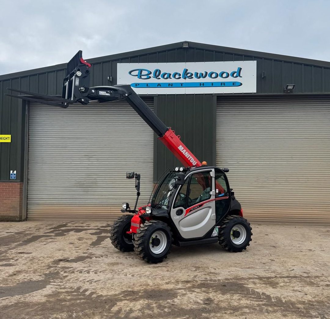 Manitou MT 420 - Blackwood Plant Hire